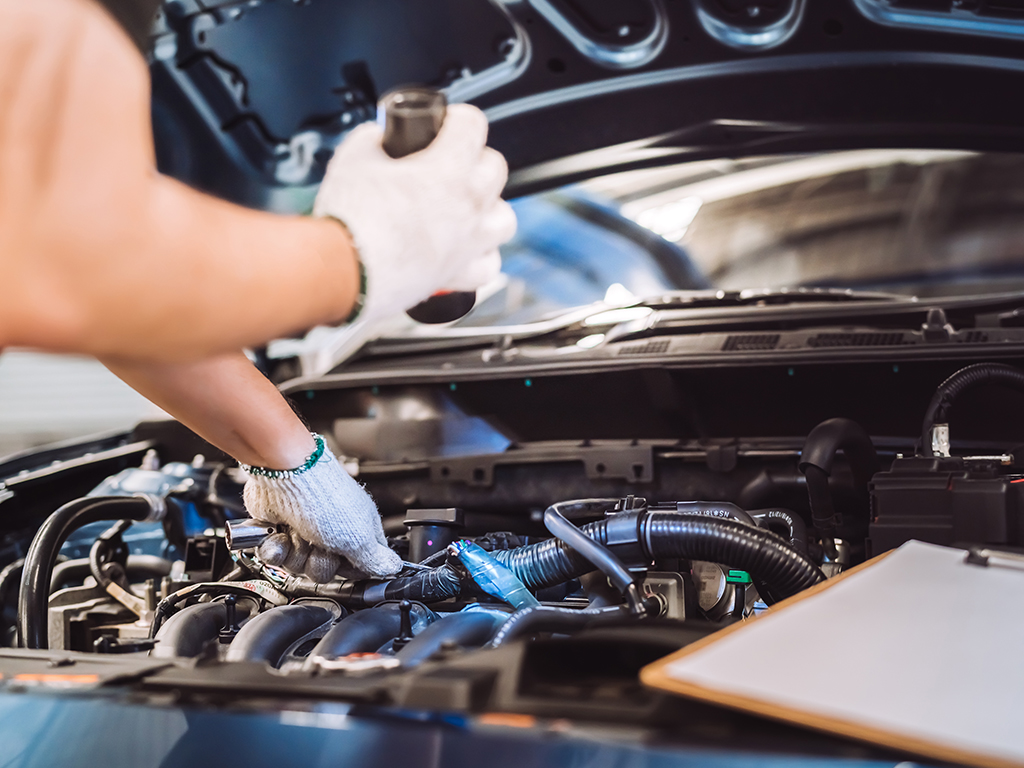 7 Signs Your Car Is In Need Of A Checkup - Robert Street Automotive