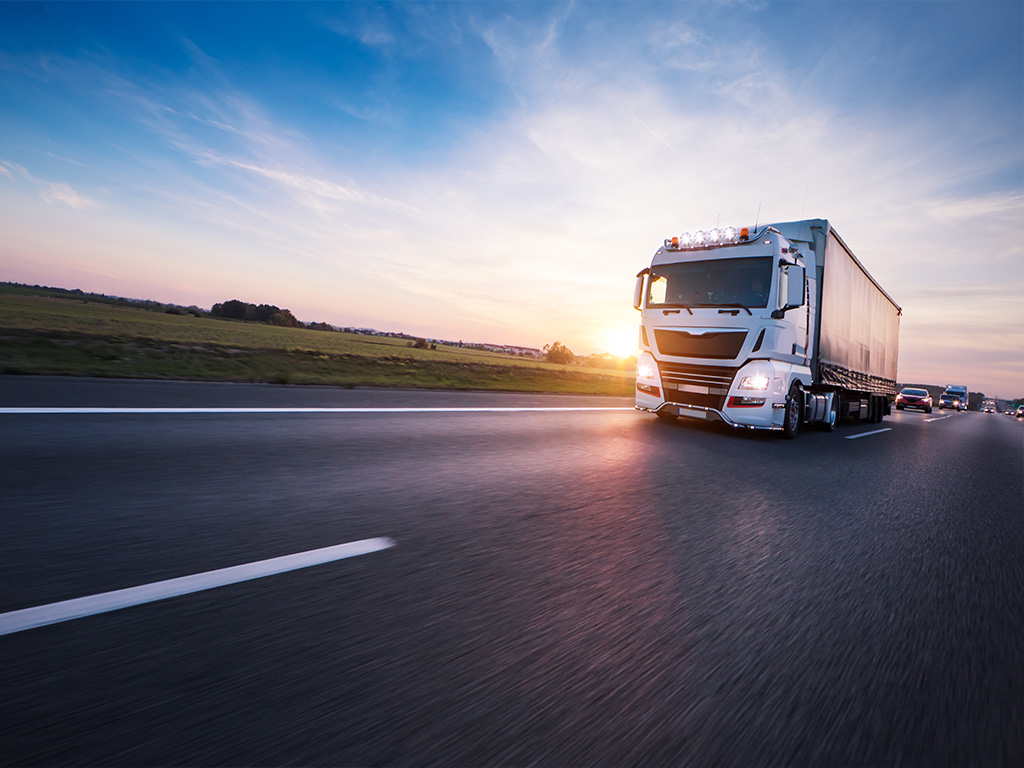 Tips To Share The Road Safely With Trucks | Robert Street Automotive
